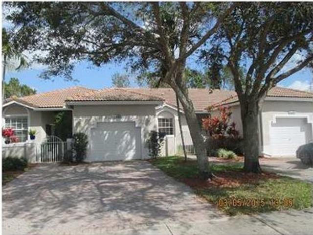 2650 E Aragon Blvd Unit 2, Sunrise, FL 33313