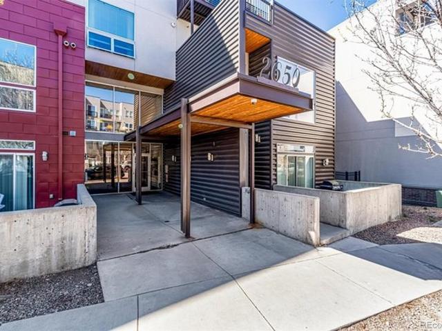 2650 Front View Cres Unit 302, Denver, CO 80211