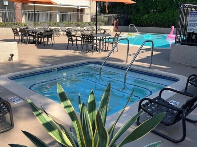 2650 Harla Avenue, 1 bed, 1 full bath