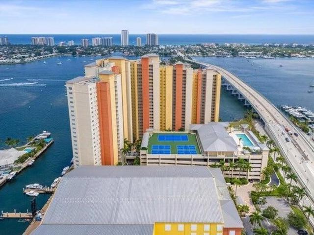 2650 Lake Shore Dr Unit 1004, Riviera Beach, FL 33404