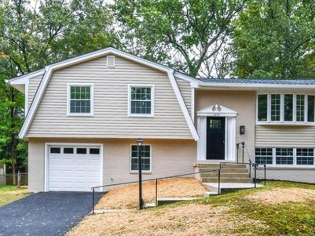 2650 Pinewood Dr, Waldorf, MD 20601