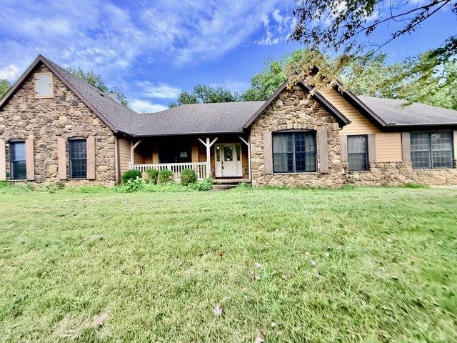 2650 State Route 127 Hwy, Cobden, IL 62920