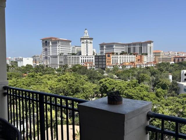 2650 SW 37th Ave Apt 803, Miami, FL 33133