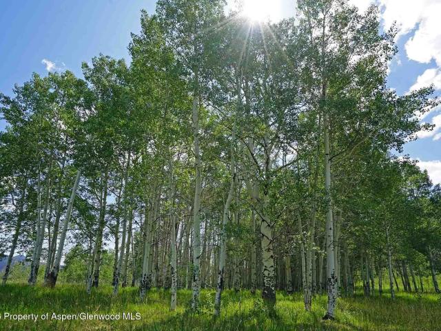 2650 Sweetwater Rd, Gypsum, CO 81637 | MLS #189337