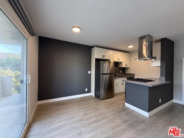 2650 S Barrington Ave, Unit 4, Los Angeles, CA 90064 | Compass