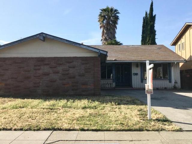 2650 Taffy Dr, San Jose, CA 95148