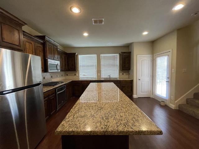 2650 Venice Drive # 4