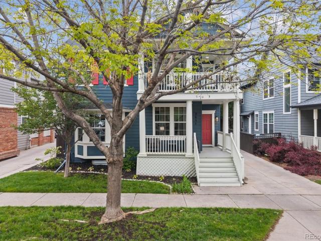 2651 N Valentia Street