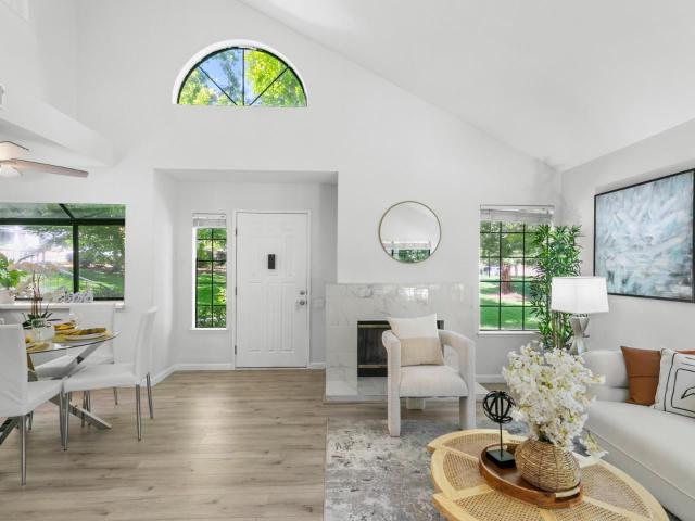 2653 Yerba Cliff Court