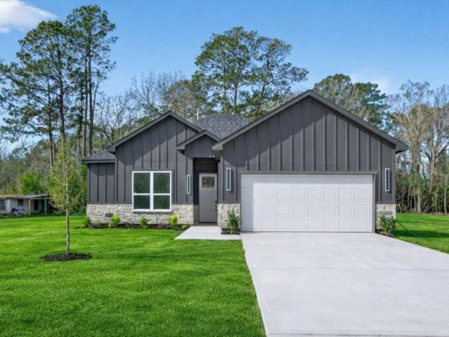 265 County Road 3376, Cleveland, TX 77327