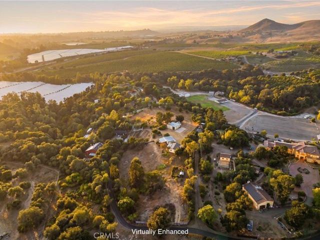 265 Broken Arrow Rd, Nipomo, CA 93444