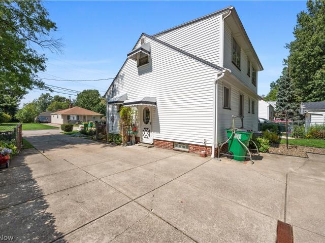 265 E 317th Street