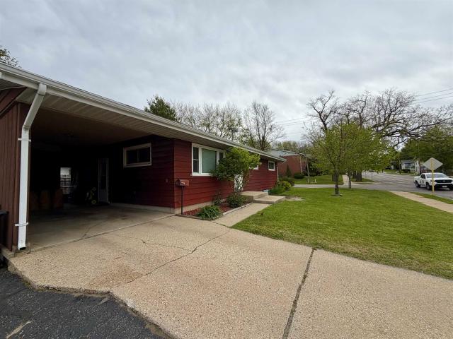 265 E Memorial Drive