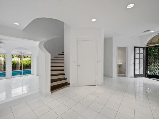 265 Everglade Avenue, Palm Beach, USA, Fl