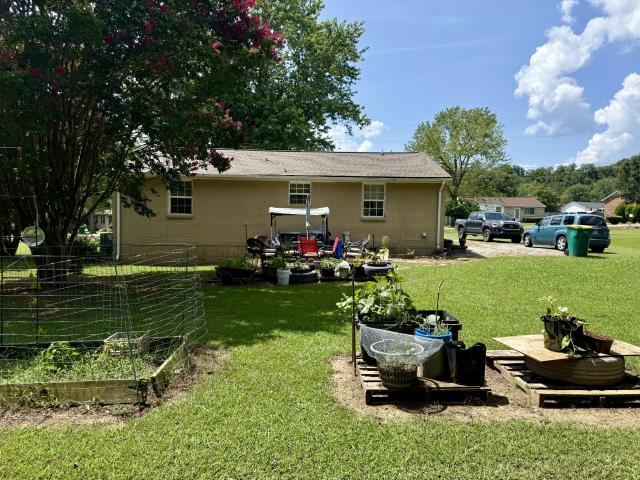 265 Freeman Dr