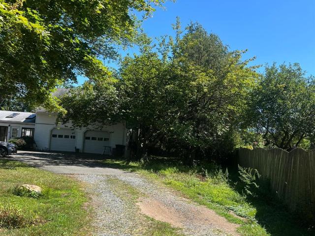 265 Friendship Rd, Cranbury, NJ 08512 | MLS #2605 R | Compass