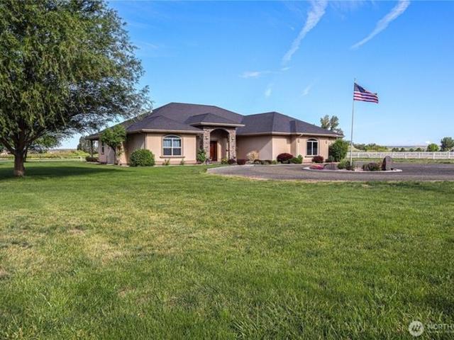 265 Hanson Rd, Touchet, WA 99360