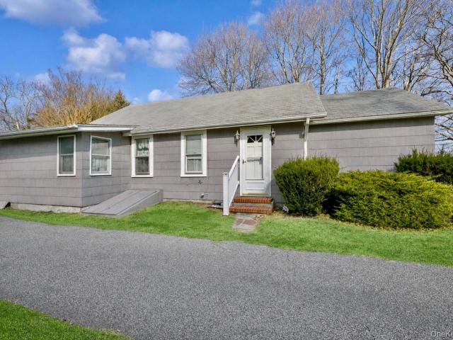 265 Hummel Ave, Southold, NY 11971 | MLS #942515 | Compass