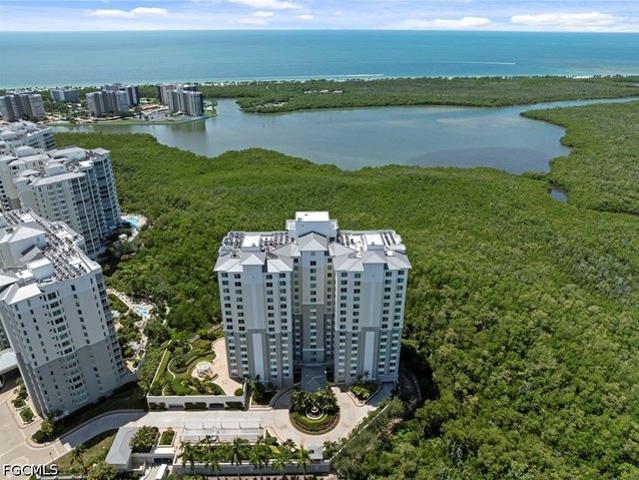 265 Indies Way Apt 602, Naples, FL 34110