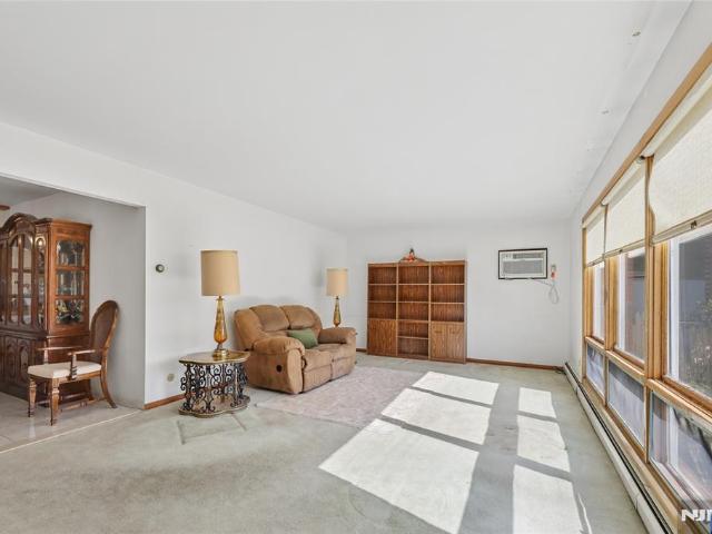 265 Lincoln Place