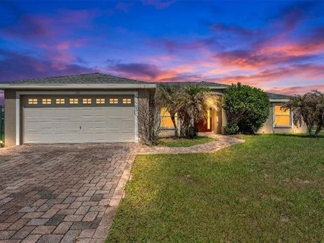 265 Majestic Gardens Ln, Winter Haven, FL 33880