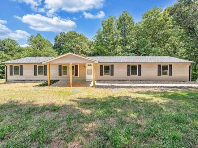 265 Meadow Dr, Hardy, VA 24101