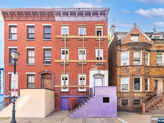265 Ml King Blvd, Newark, NJ 07102