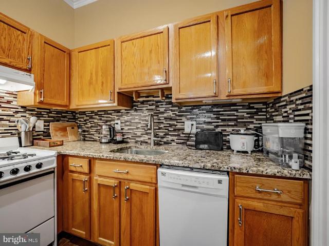 265 S 9Th Street # 1F