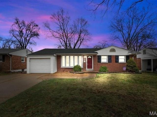 265 W Saint Anthony Ln, Florissant, MO 63031