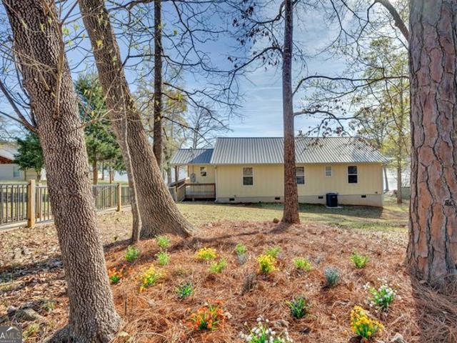 265 Thorpe Rd, Jackson, GA 30233