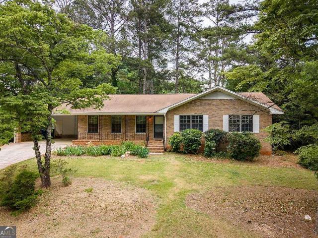 265 University Circle
