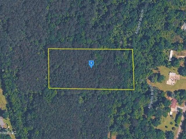 265J J Holcomb Rd, Picayune, MS 39466
