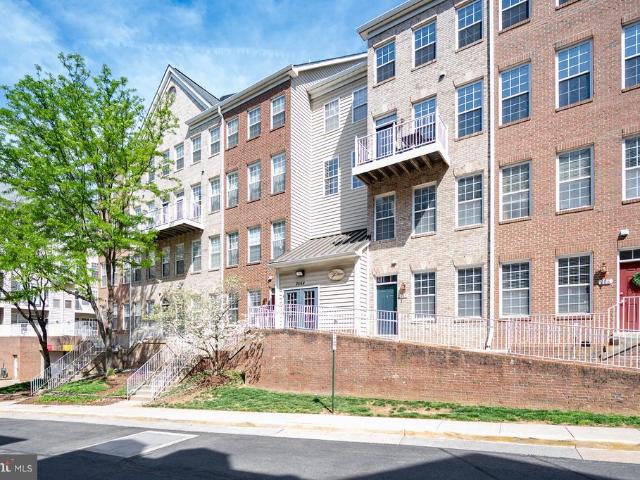 2664 Manhattan Place # 305