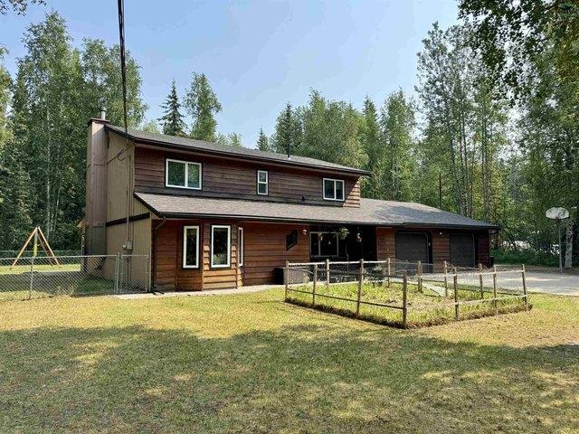 2664 Newby Rd, North Pole, AK 99705