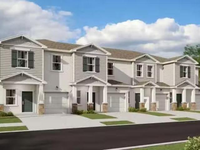2664 ARMSTRONG AVE, CLERMONT, FL 34714 Condo/Townhome For Sale.