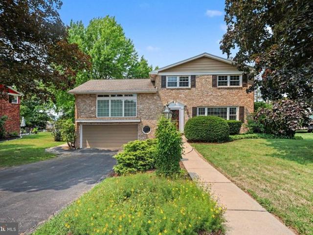 2665 Milford Ln, York, PA 17402