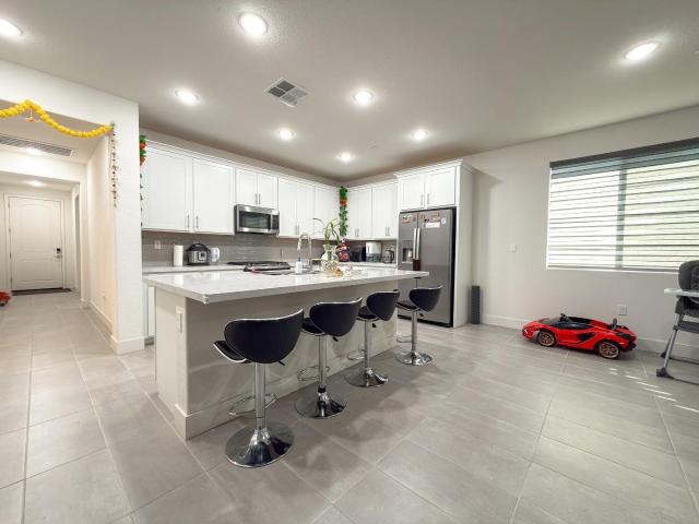 2665 Luna Ave, Tracy, CA 95377 | MLS #ML82040 | Compass