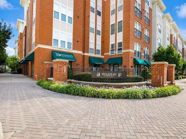 2665 Prosperity Ave Apt 244, Fairfax, VA 22031