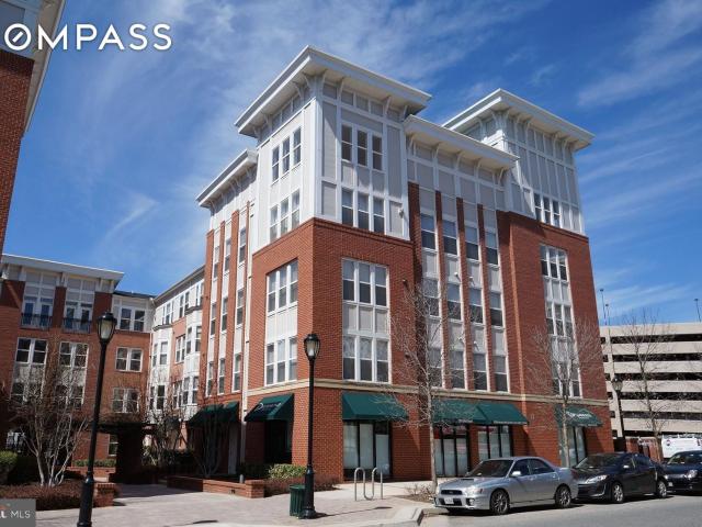 2665 Prosperity Ave 354, Fairfax, VA