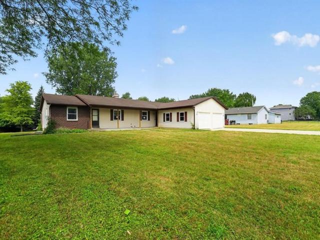 2665 Ridgecroft Dr SE, Kentwood, MI 49546