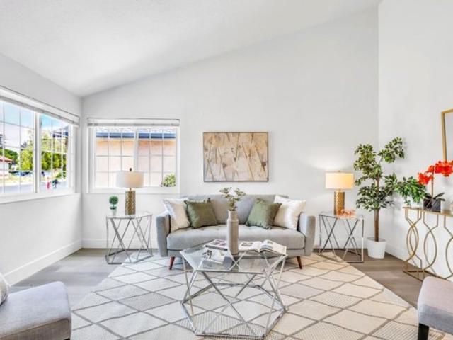 26668 Voltaire St, Hayward, CA 94544