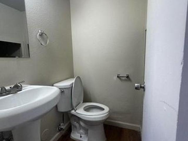 2666 N 43rd Ave Apt C, Phoenix, AZ 85009