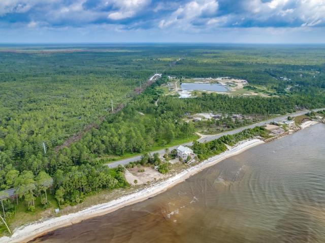 2667 W Hwy, Carrabelle, FL 32322 | MLS #402104