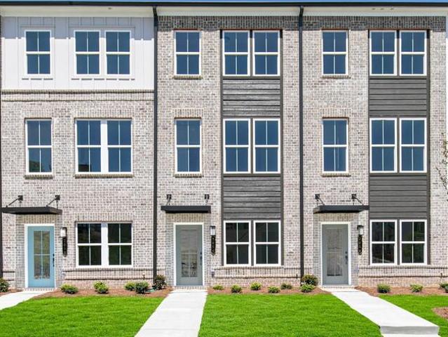2668 Brookview Lane NW, Atlanta, GA 30318
