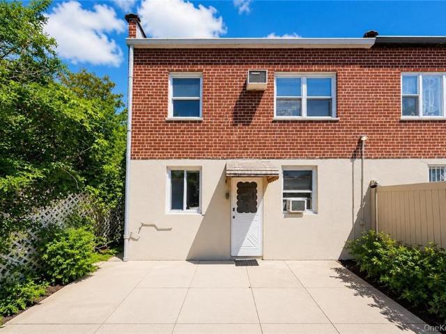 2668 E 23rd Street
