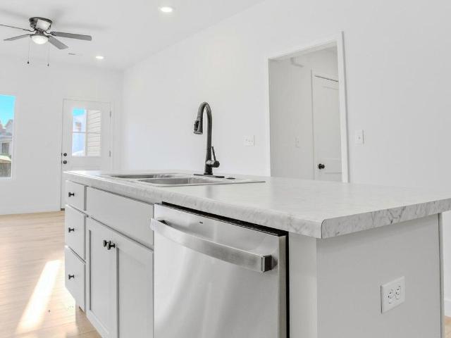 2668 frazier lp