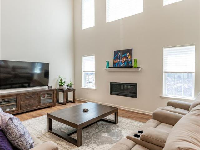 2668 Hollow View Drive