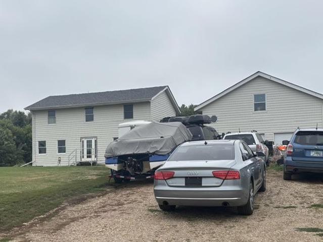 26695 Apple Ln, Hartford, SD 57033