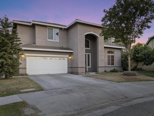 2669 Crystal Downs Ave, Tulare, CA 93274