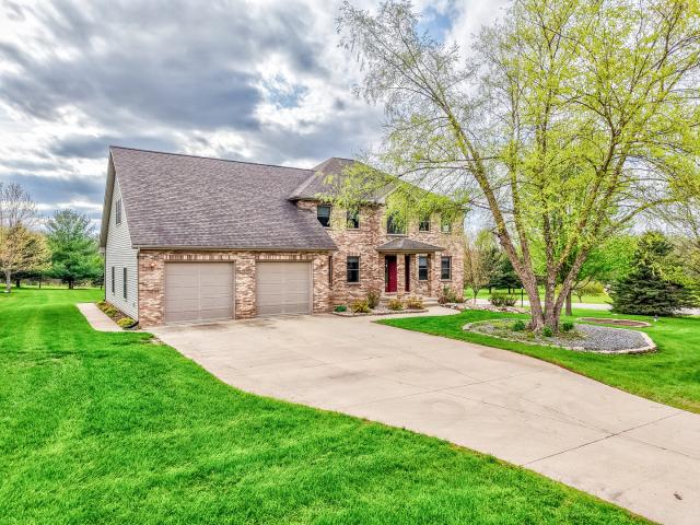 2669 E 1545th Road